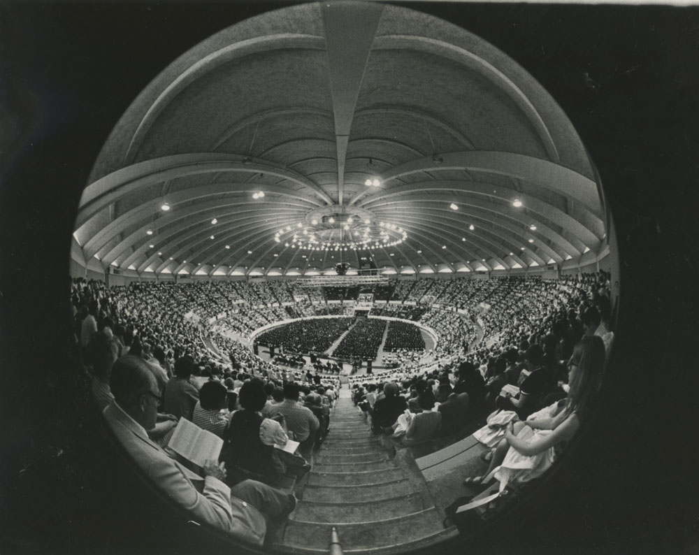 Pearls From the Clamshell: Remembering U-Hall—VIRGINIA Magazine